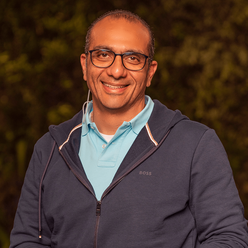 Board Members – EMERGING LEADERS FOUNDATION